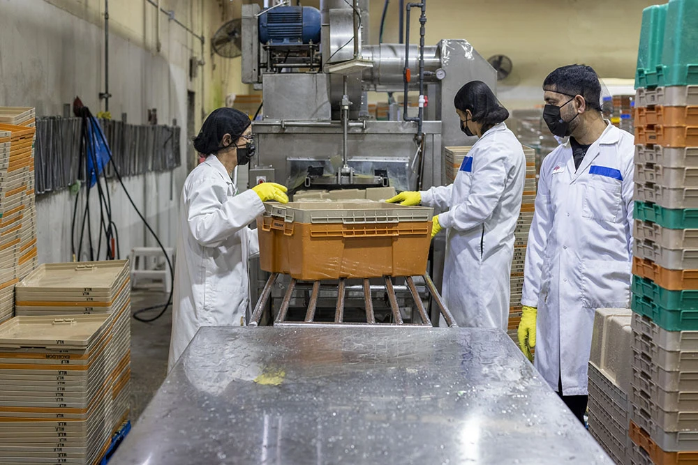 Container Cleaning Services | BoxSys Canada